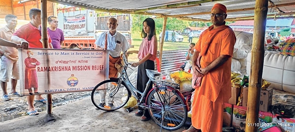 Ramakrishna Mission Imphal reaches out to IDPs - The Sangai Express ...