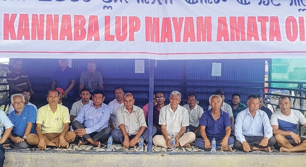 People of Thongju AC stage sit-in - The Sangai Express - Largest ...